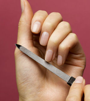 Como fortalecer as unhas fracas e quebradiças